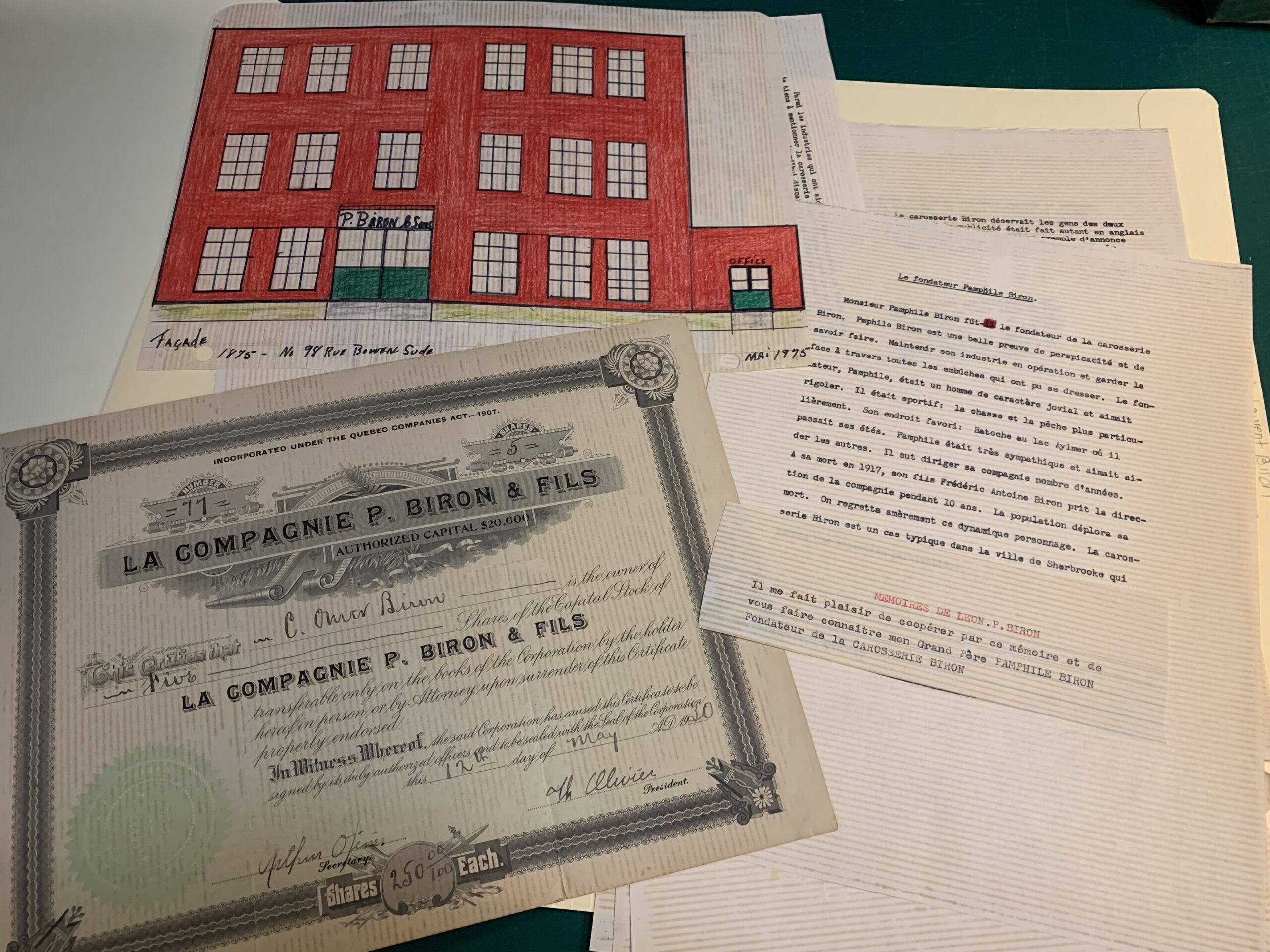 Trésors préservés, histoire révélée : Fonds Laurent Biron - Mhist